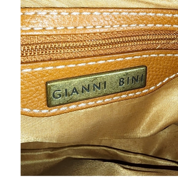 Gianni Bini | Bags | Leather Gianni Bini Shoulder Bag Purse | Poshmark